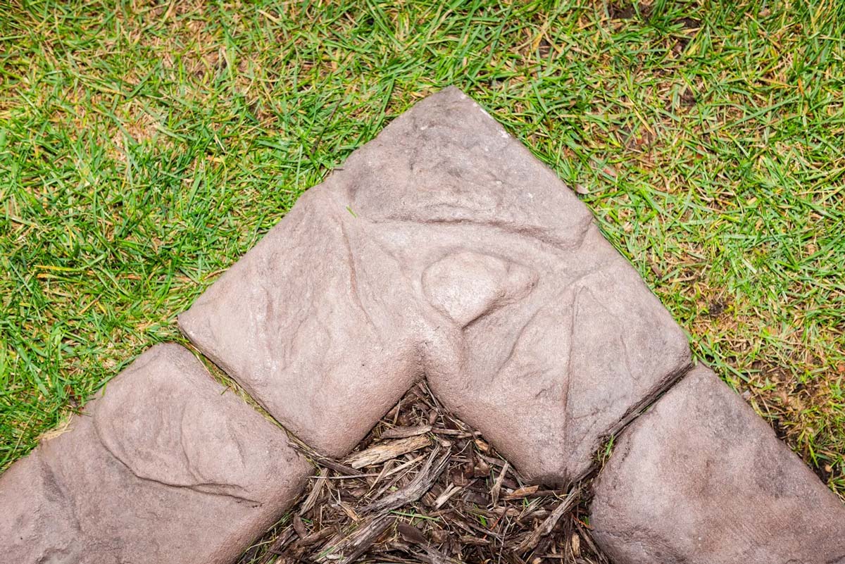 Curb Styles & Products - Quality Landscape Curbing | Hastings, MN